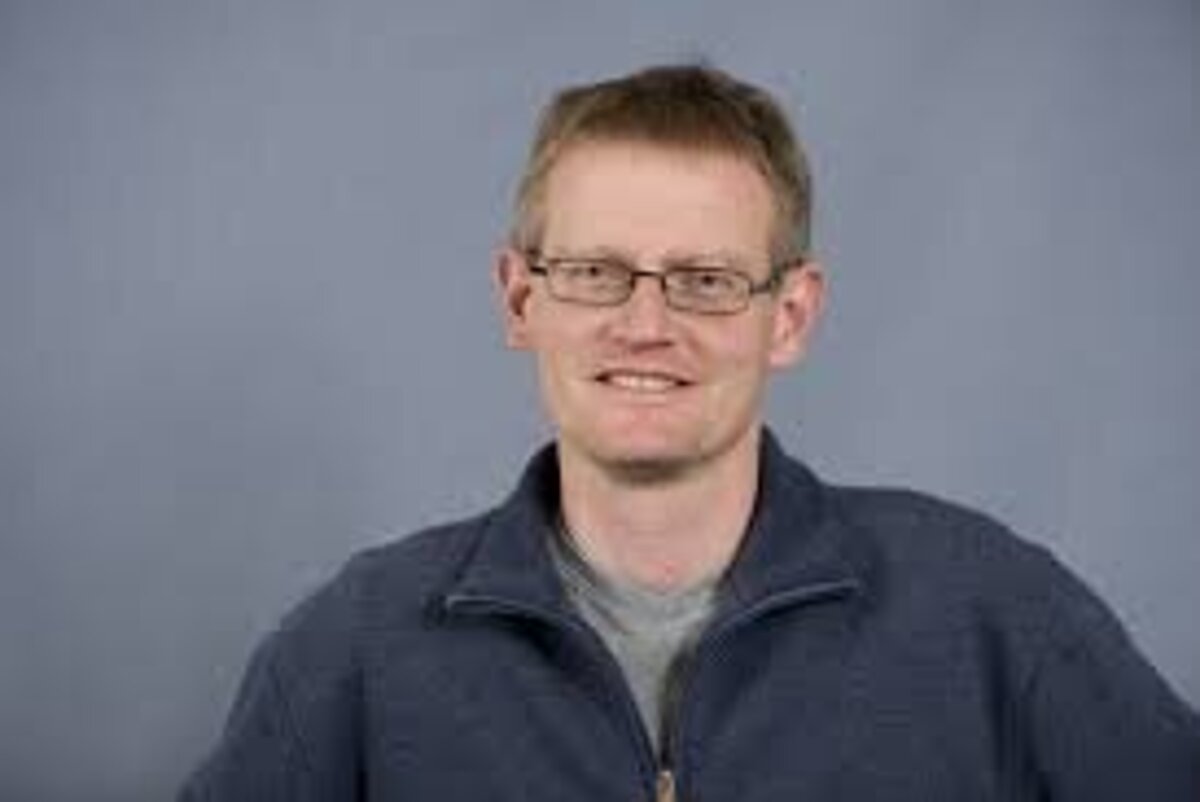 Urs Brunner geht zurück in Seelsorge und Beratung